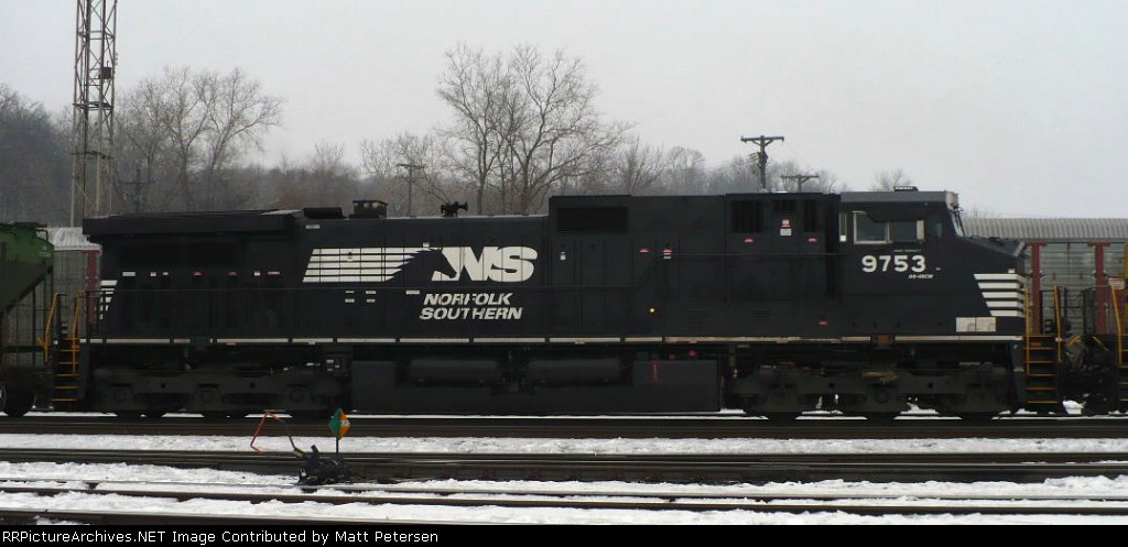 NS 9753